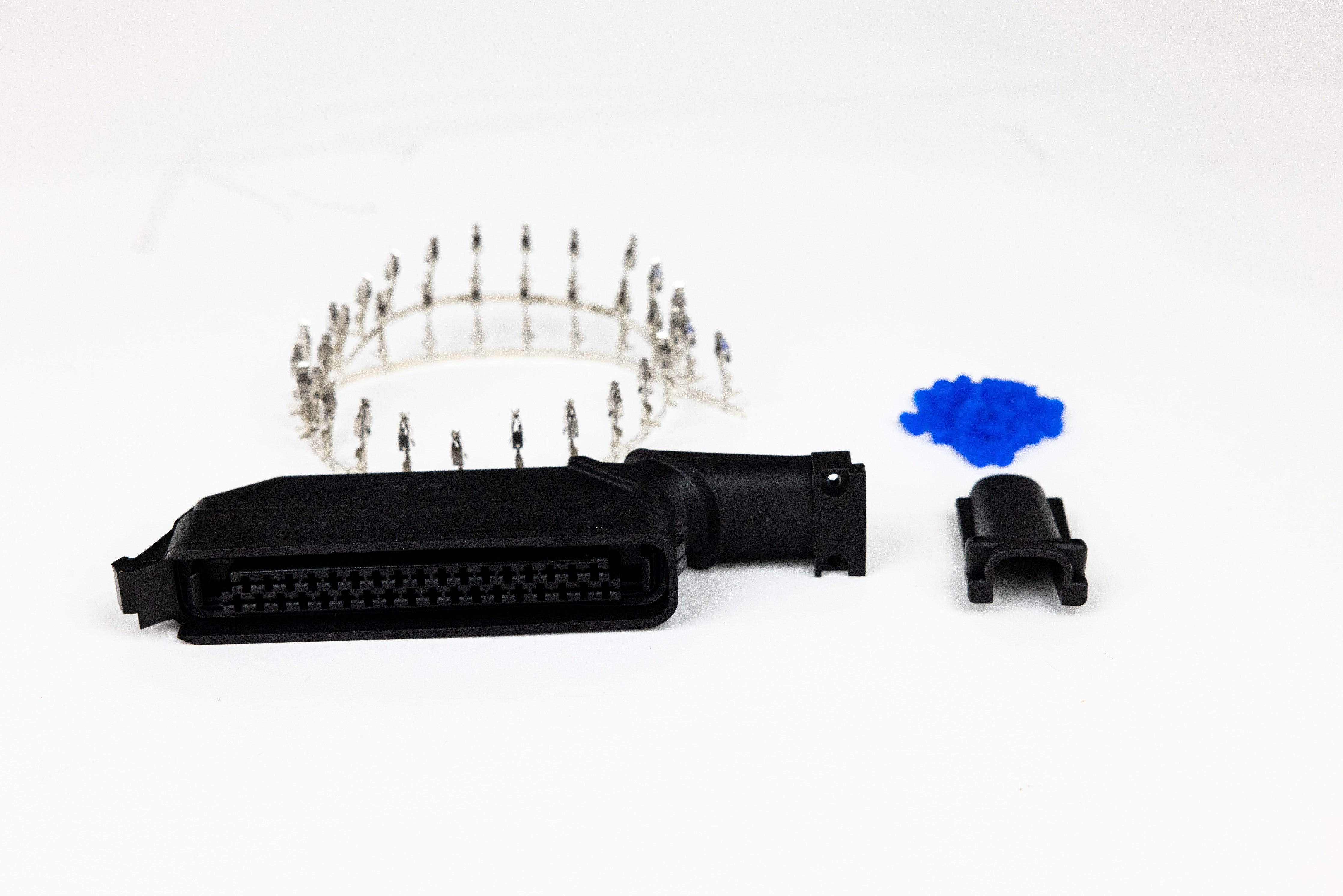 Motronic ECU Connector - 35 Pin – Technica RaceWire